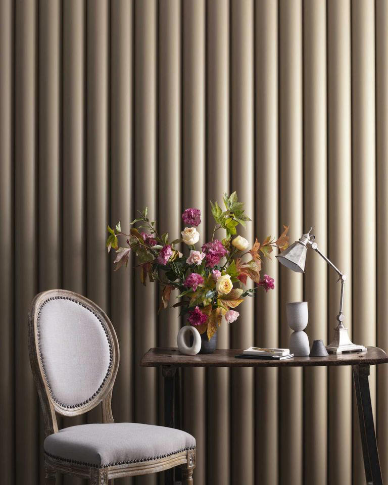 8 Benjamin Moore paint colors designers love for a calm, serene space