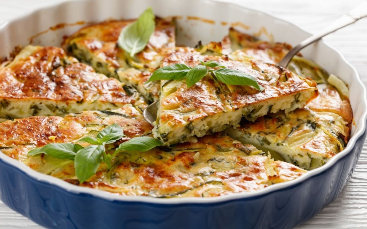 Quase ninguém faz abobrinha assim e a receita tem menos de 100 kcal por ...