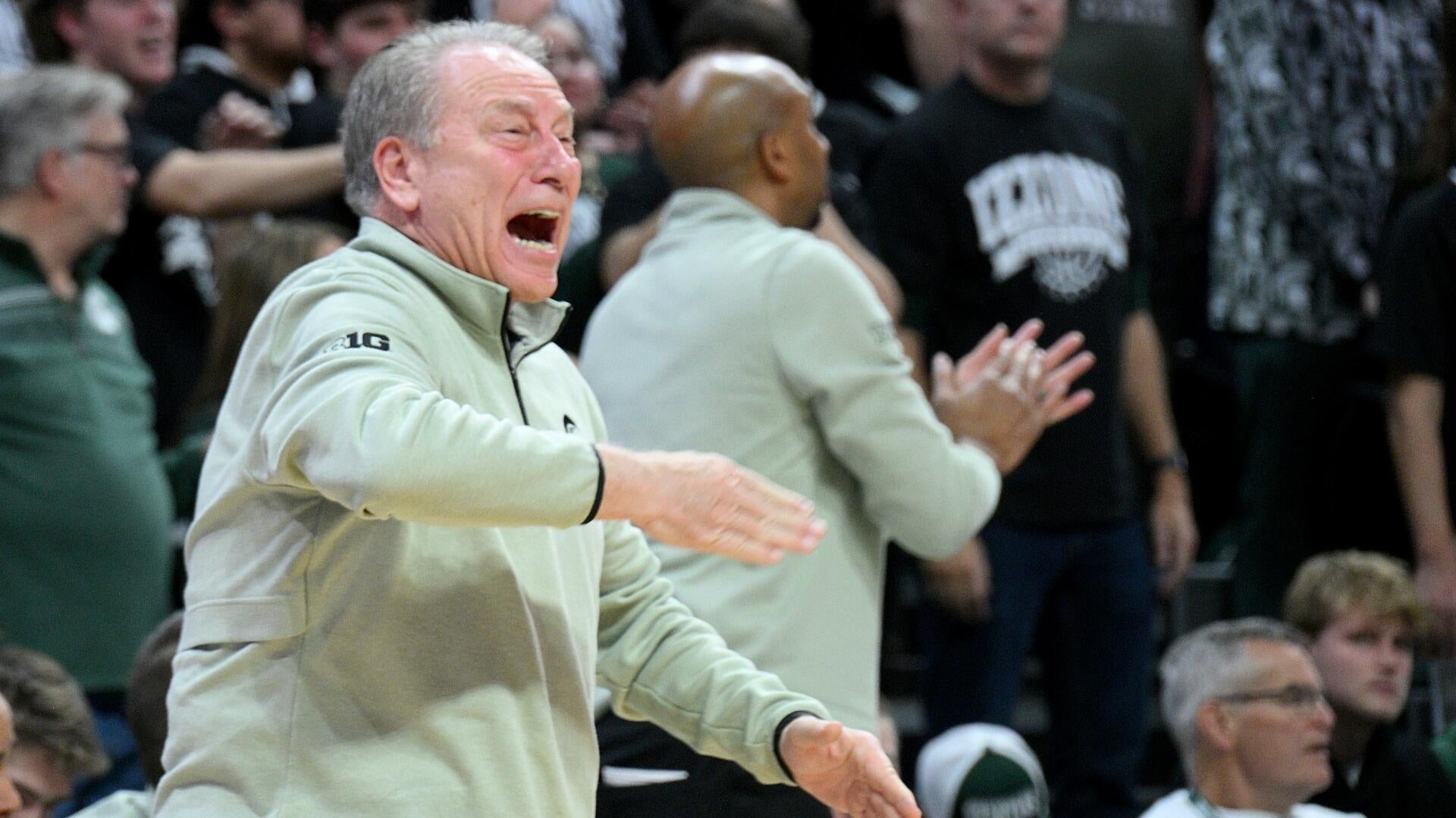 Tom Izzo says ex-Michigan State star Paul Davis deserved ejection from ...