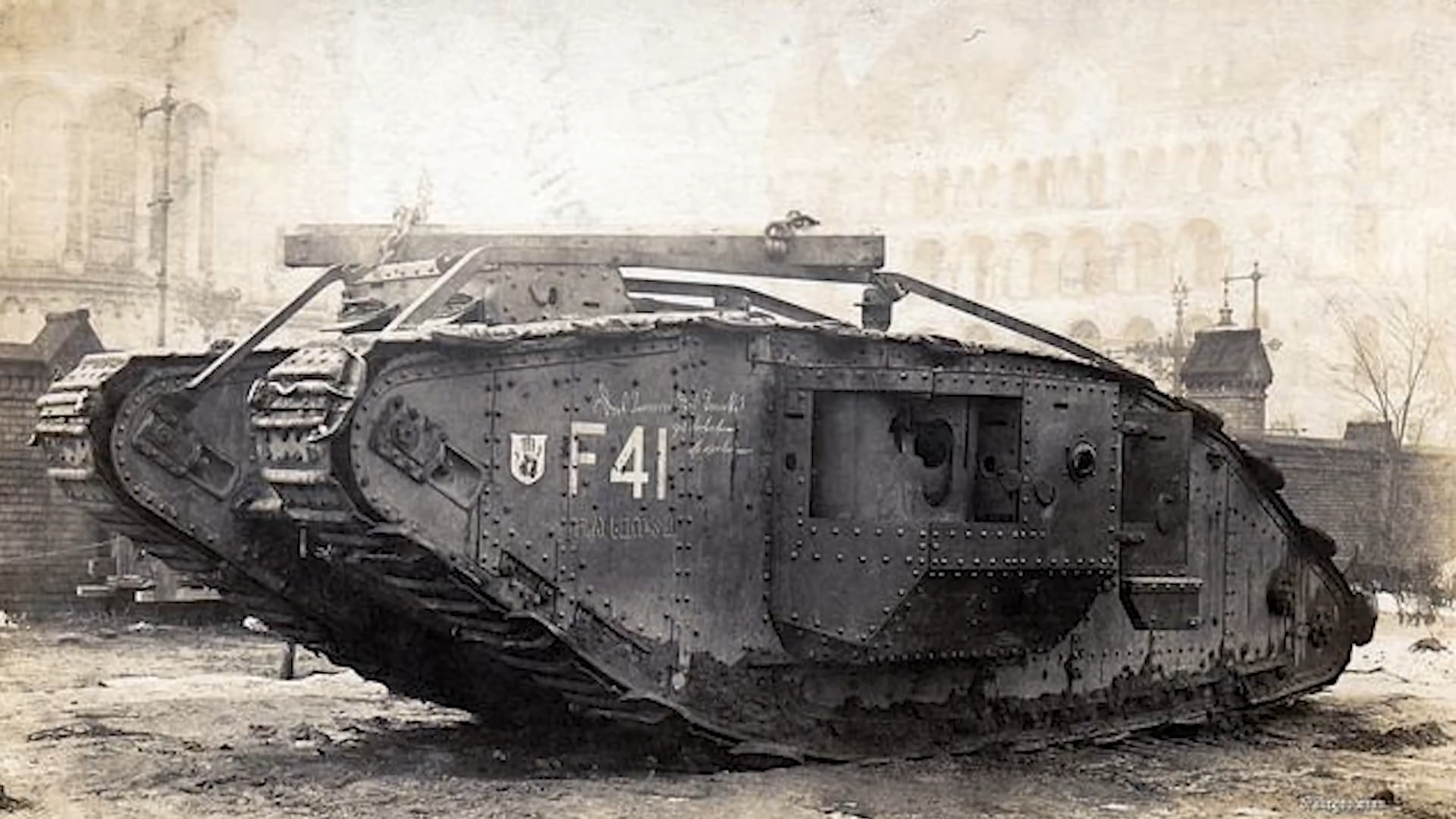 We drank water from the radiator - Horrible fate of a crew trapped in a ...