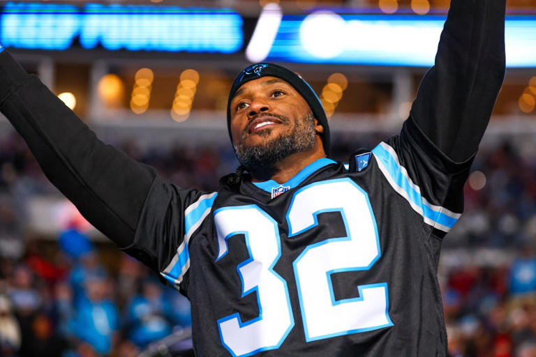 Cam Newton to return for Carolina Panthers playoff game