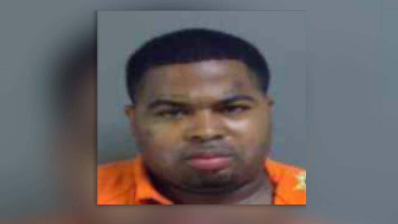 Man accidentally shot self while trying to hide firearm outside BR bank ...