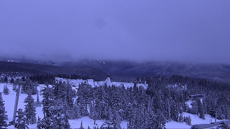 Several feet of snow coming to Oregon & Washington Cascades starting today