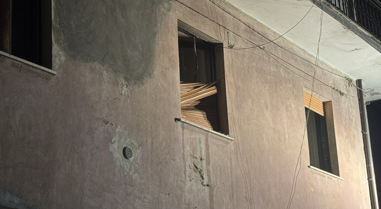 Vallo della Lucania, esplosione di gas in appartamento a Vallo Scalo ...