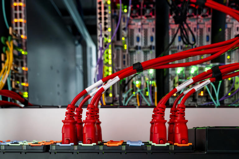 The fight over making data centers power down to avoid blackouts