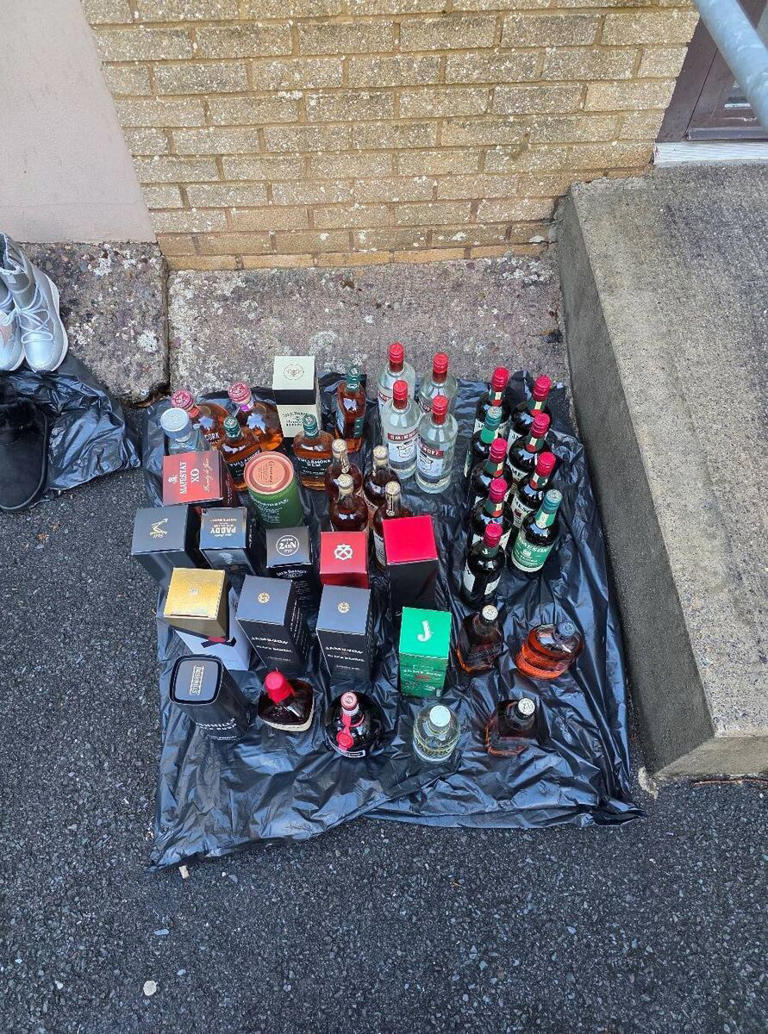 Two men arrested after gardaí seize stolen goods worth €9,300 in Co Cork