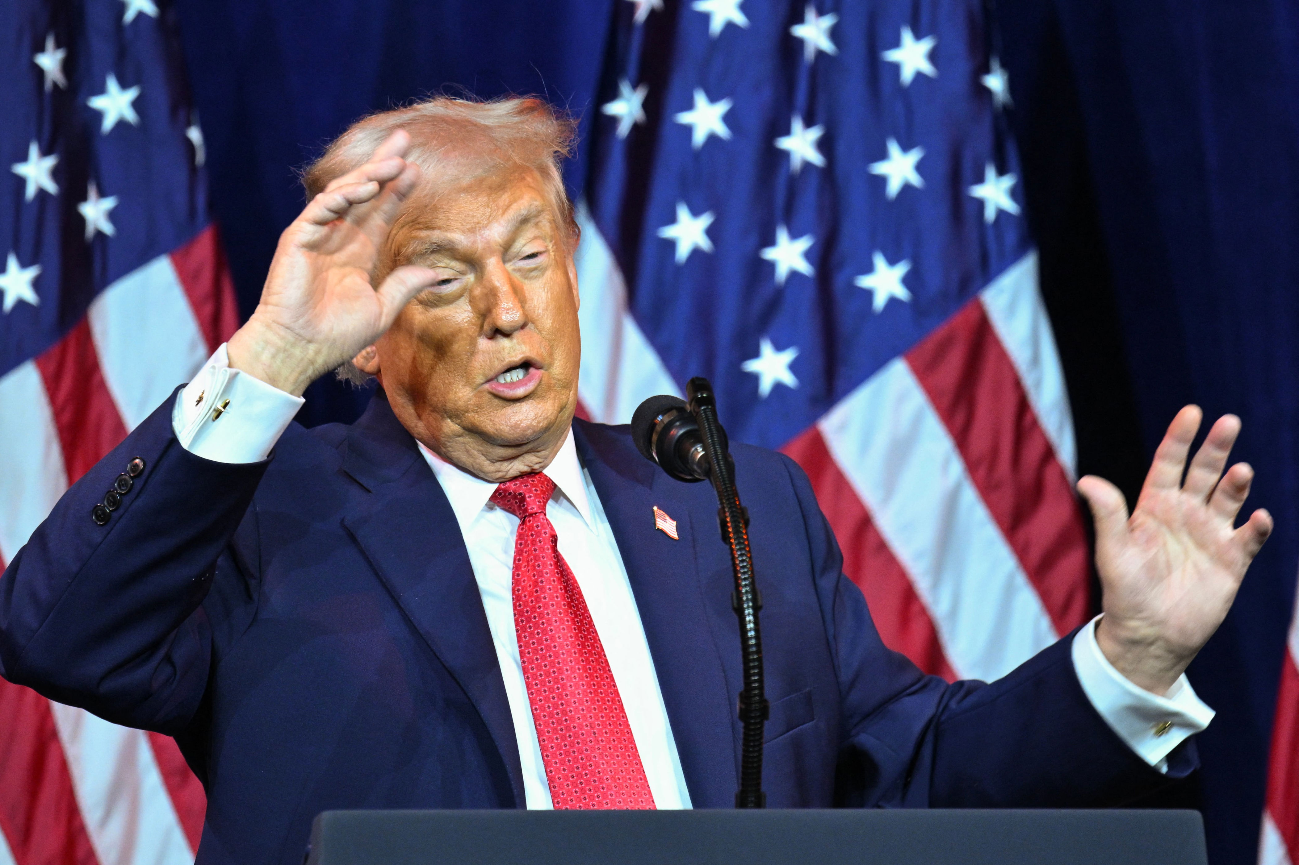 'Dictator' Trump floats idea of canceling midterm elections