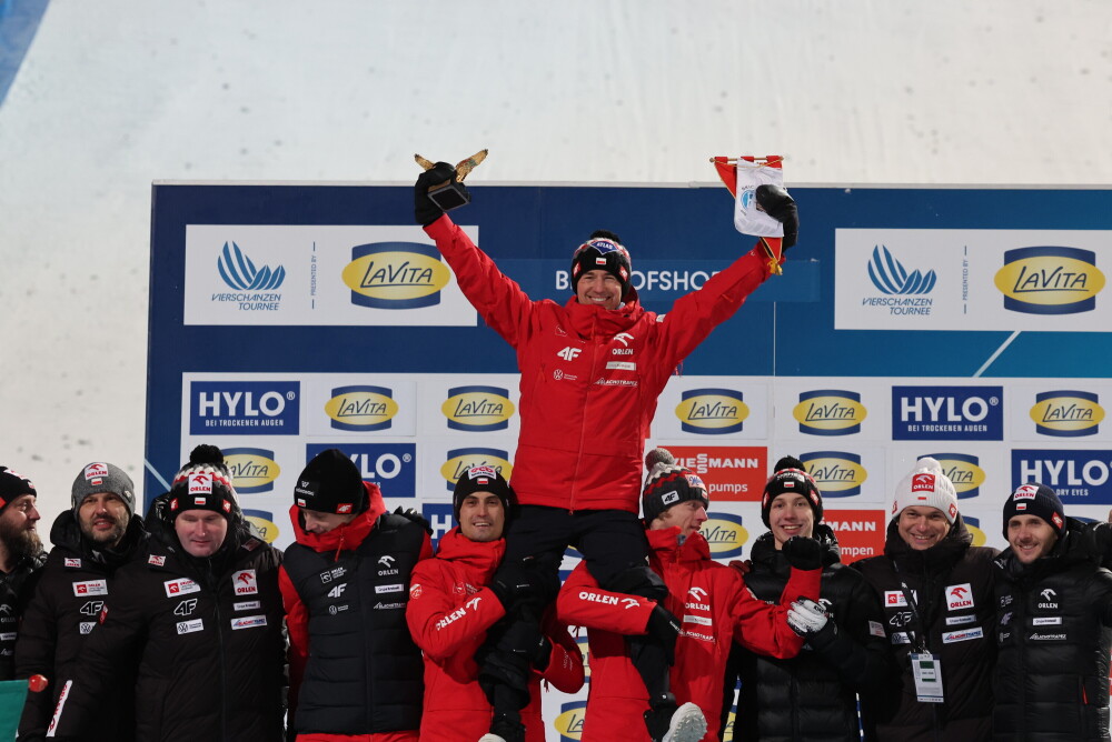 Kamil Stoch: zrobiło się sentymentalnie, gdy usłyszałem aplauz kibiców