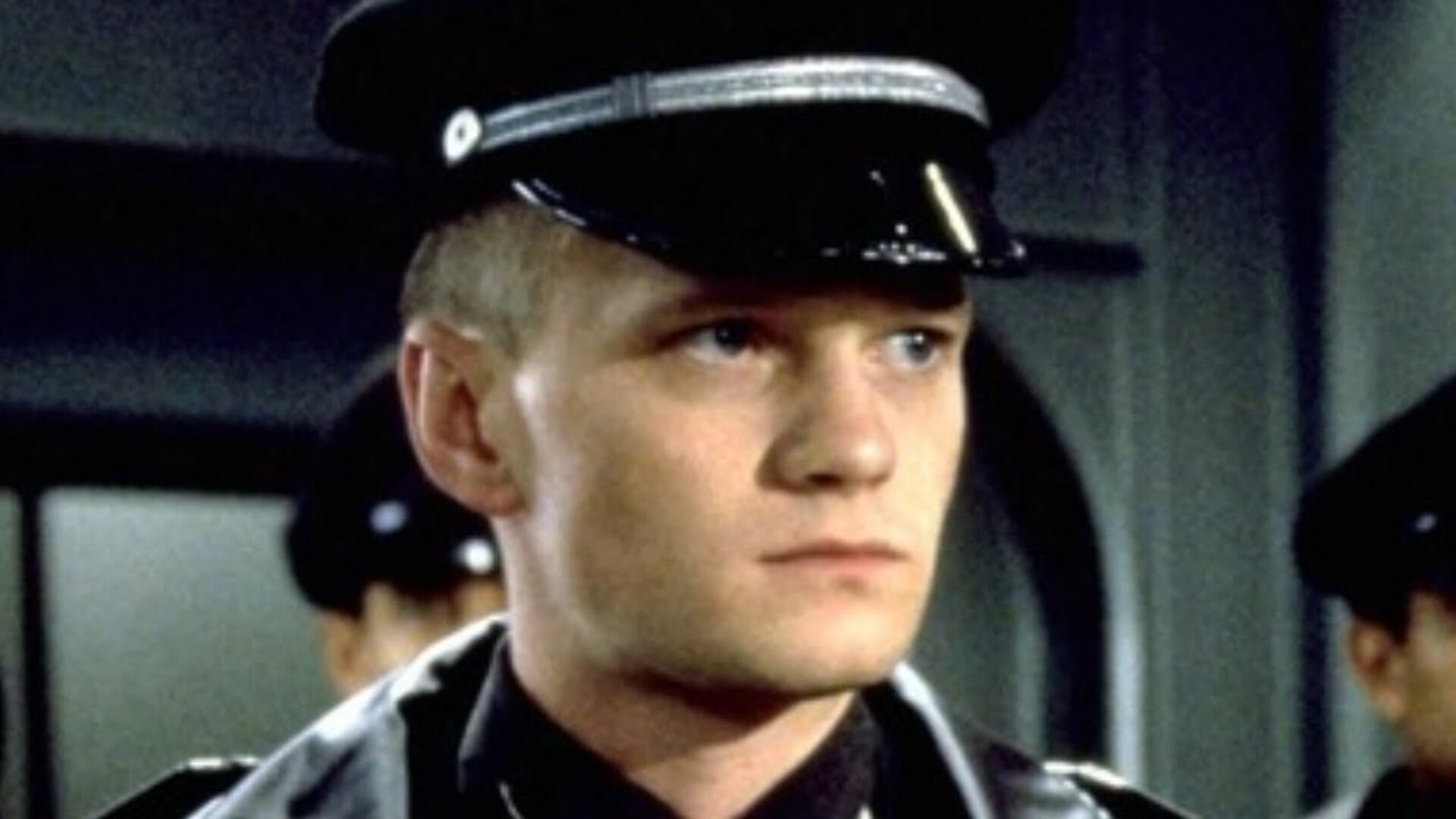 Things you only notice in Starship Troopers as an adult