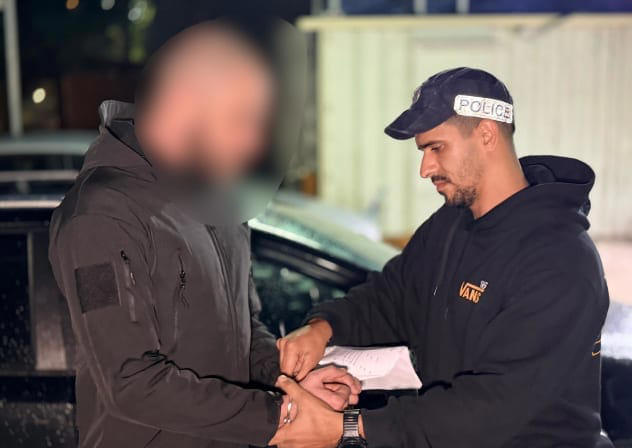 Lahav 433, Tax Authority arrest seven for suspected extortion, money ...