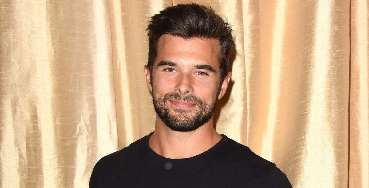 GH’s Josh Swickard and wife Lauren announce third child on the way