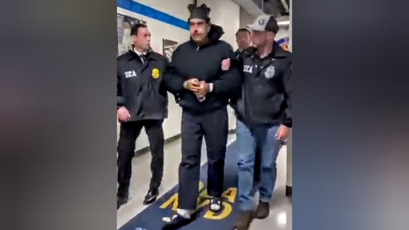 A estranha pesquisa Atlas sobre ataque à Venezuela feita 2 meses antes ...