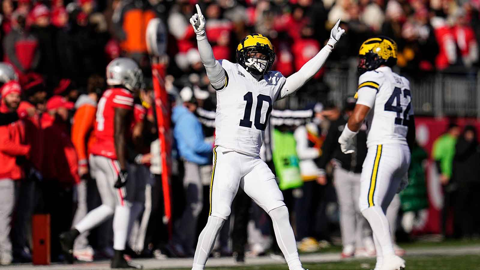 Michigan football gets All-Big Ten star back after transfer portal ...