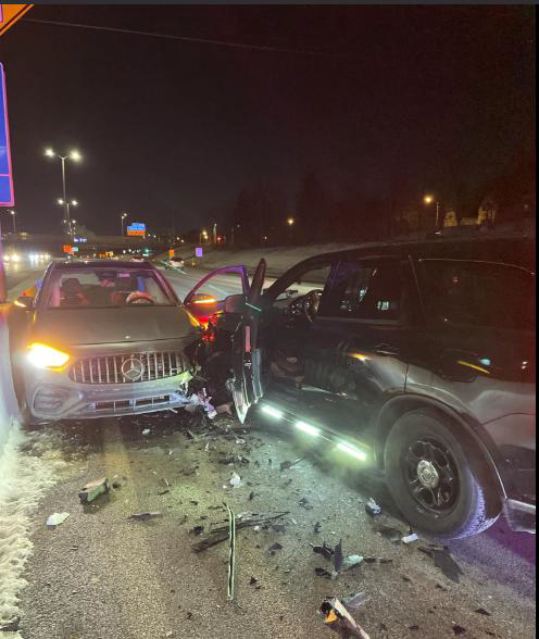 Drunken driver hits Milwaukee deputy's car in wrong-way crash on I-43 ...