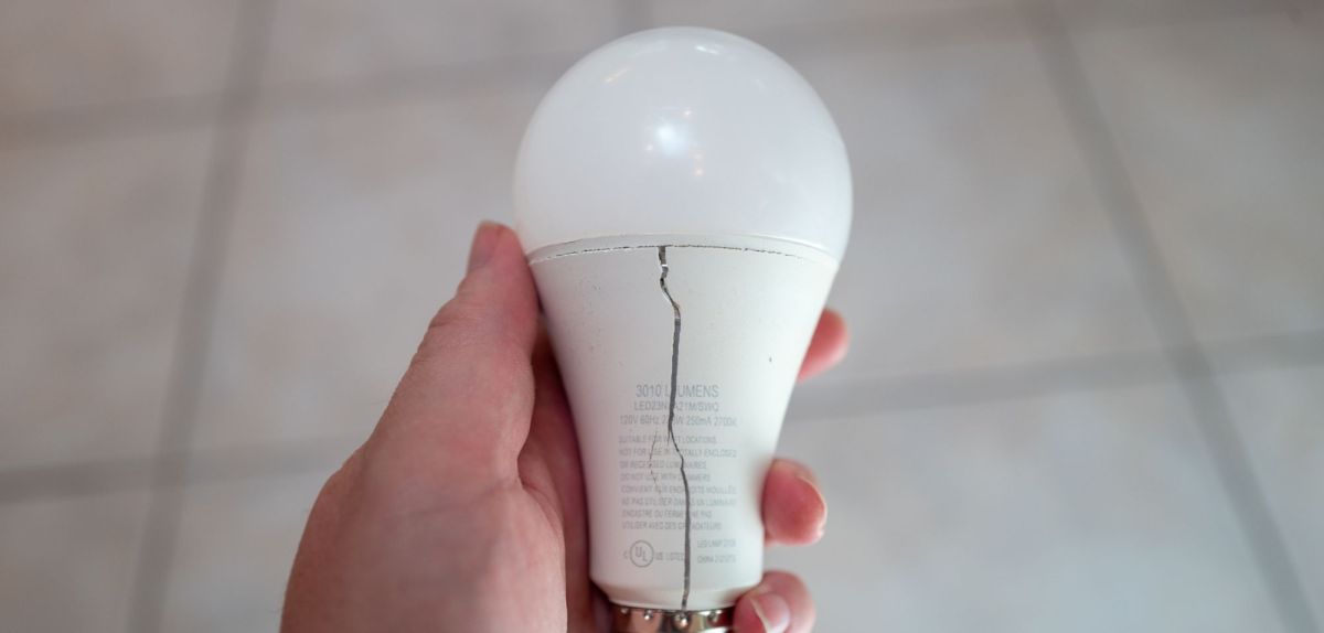 LED-Lampe im Rückruf: Hersteller warnt vor Stromschlaggefahr