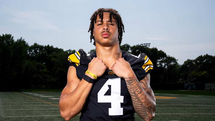 Iowa stunned as star safety enters transfer portal