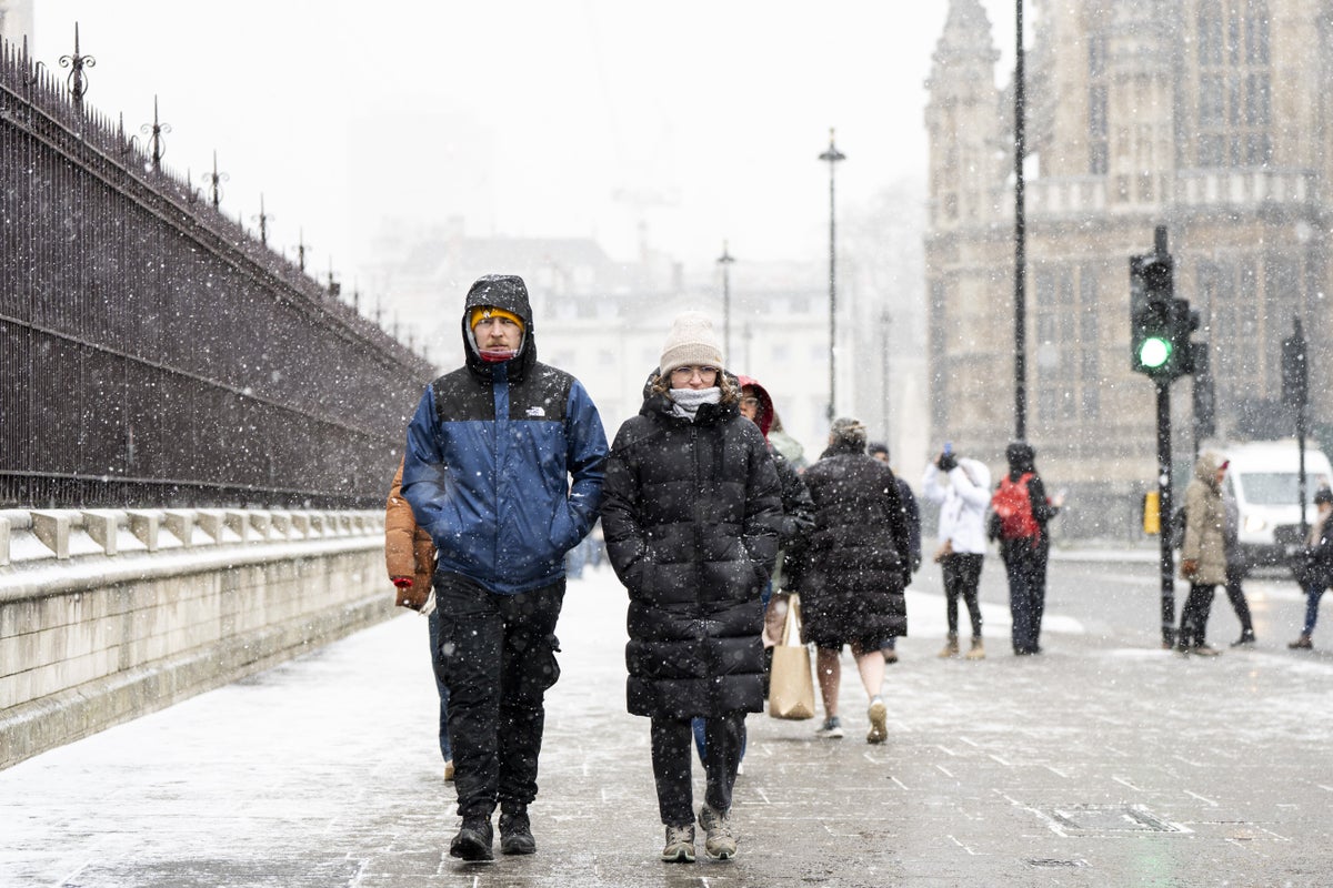 UK weather live: Ice warnings issued before Storm Goretti brings snow