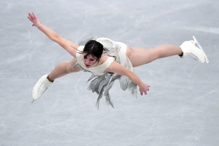 Alysa Liu's second act: Once burned out by skating, world champ now ...