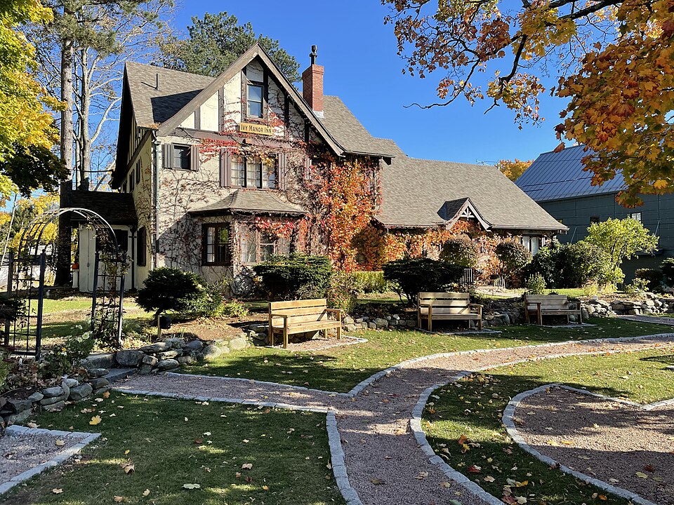 15 US towns that told big brands no thanks