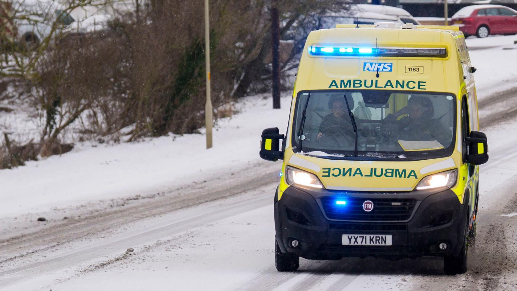 Fall injuries up in icy weather, says NHS trust