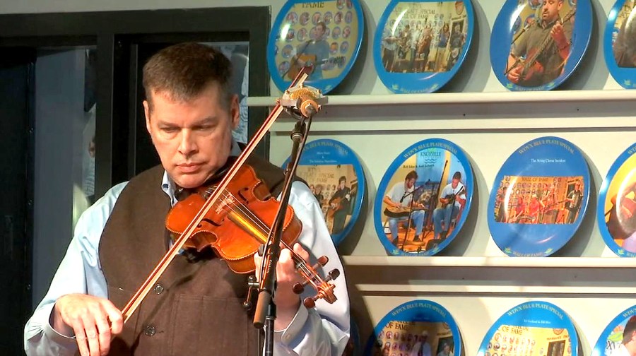 Renowned WDVX Blue Plate Special paused for renovations to visitor center