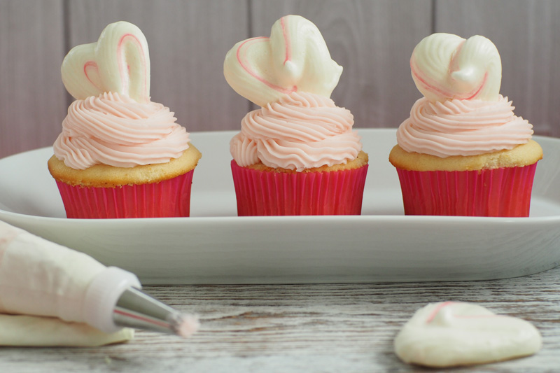 Pink champagne cupcakes