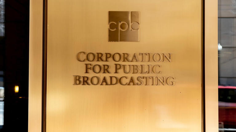 Corporation for Public Broadcasting votes to dissolve organization