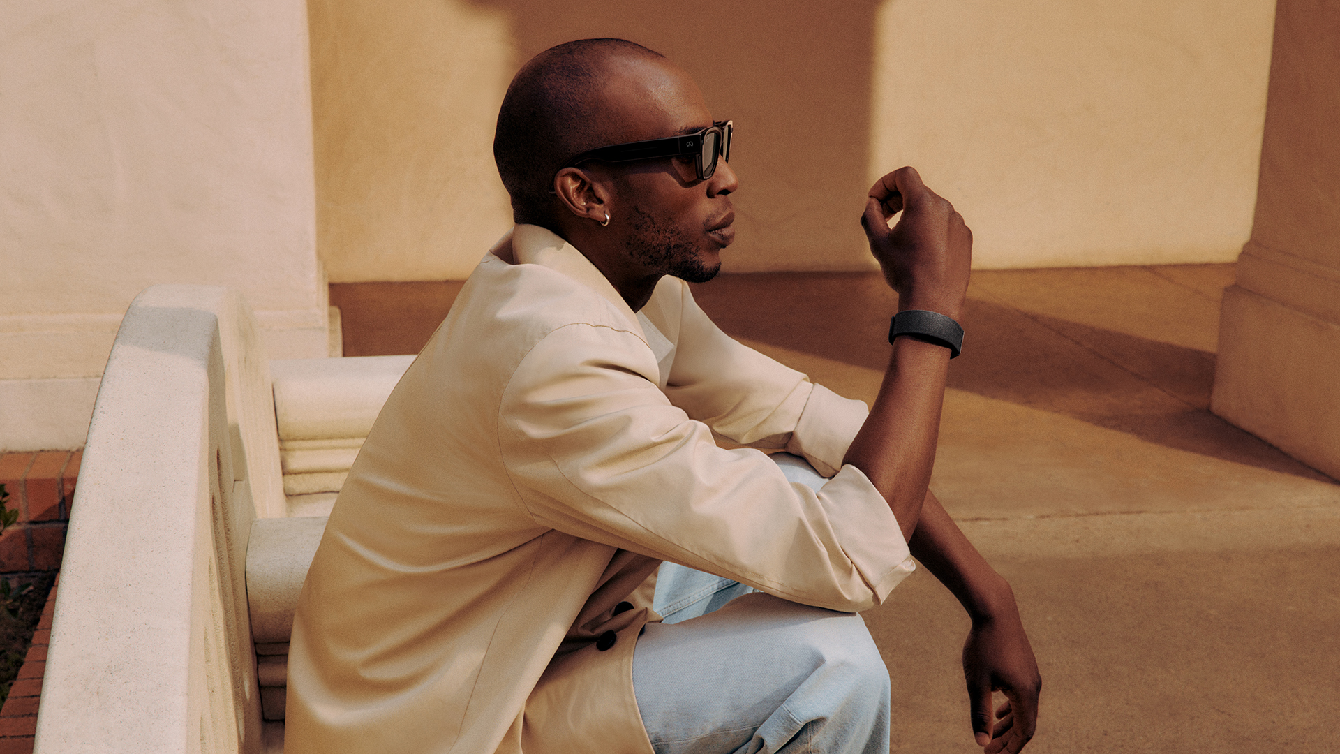 Meta pauses international expansion of its Ray-Ban display glasses