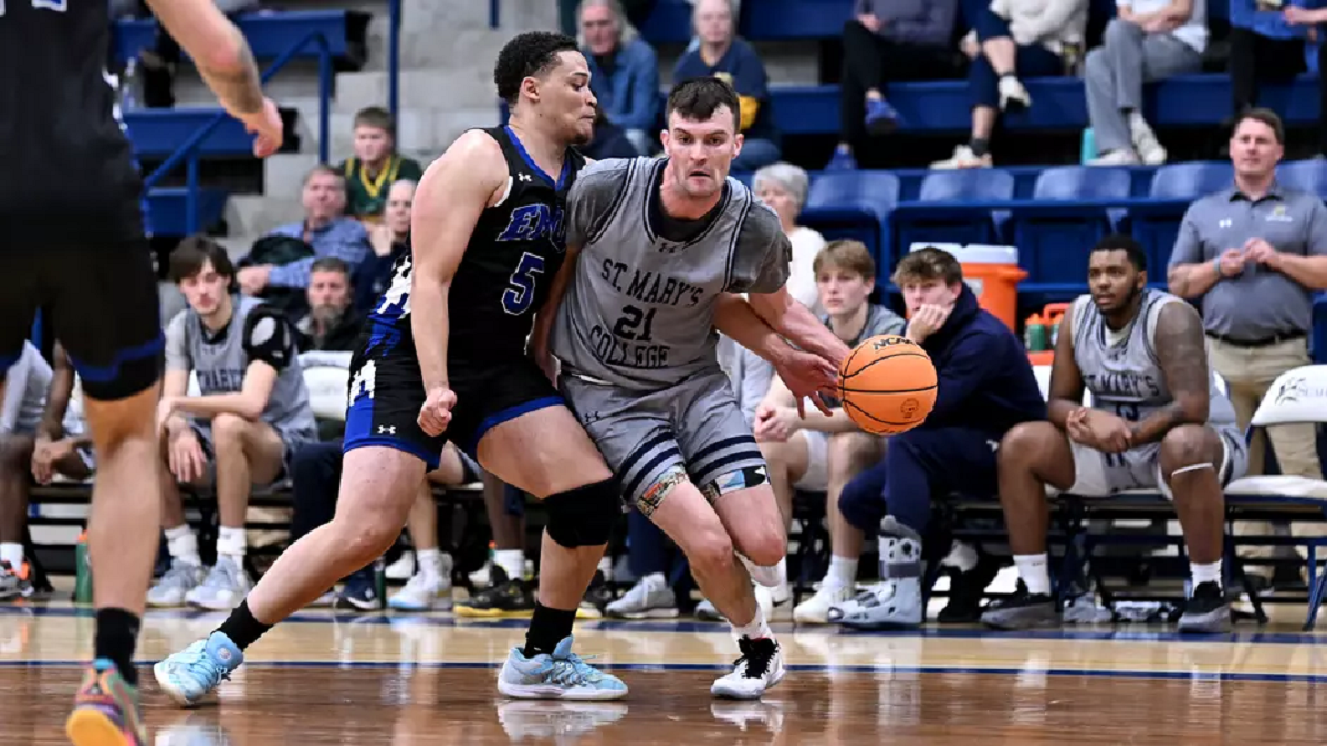 St. Mary's College men's basketball holds off Eastern Mennonite