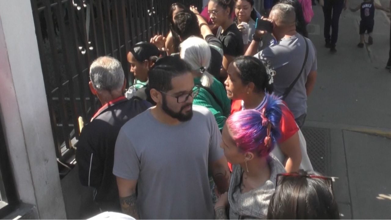 Hope, anxiety about Venezuela's future at its border with Colombia