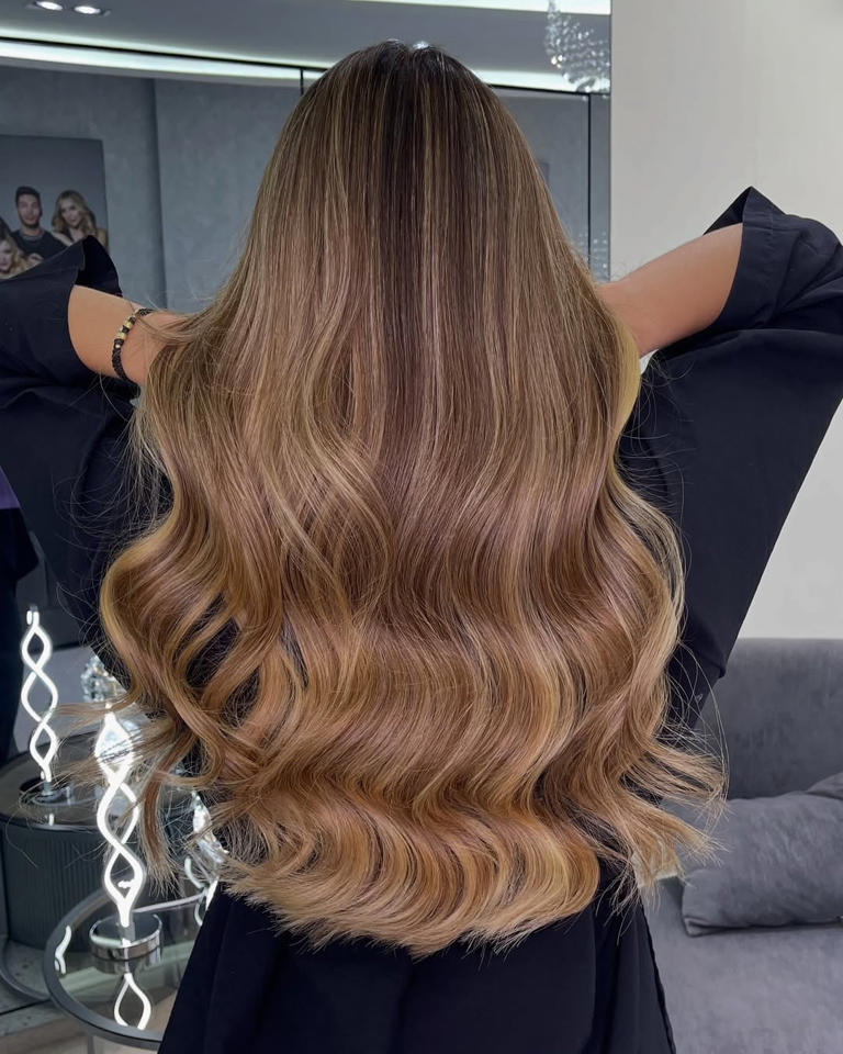 5 tonos de castaño que disimulan las canas y rejuvenecen