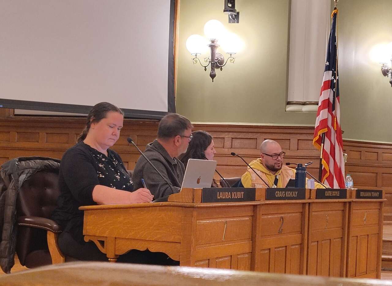 Bay City City Commission votes to draft data center standards