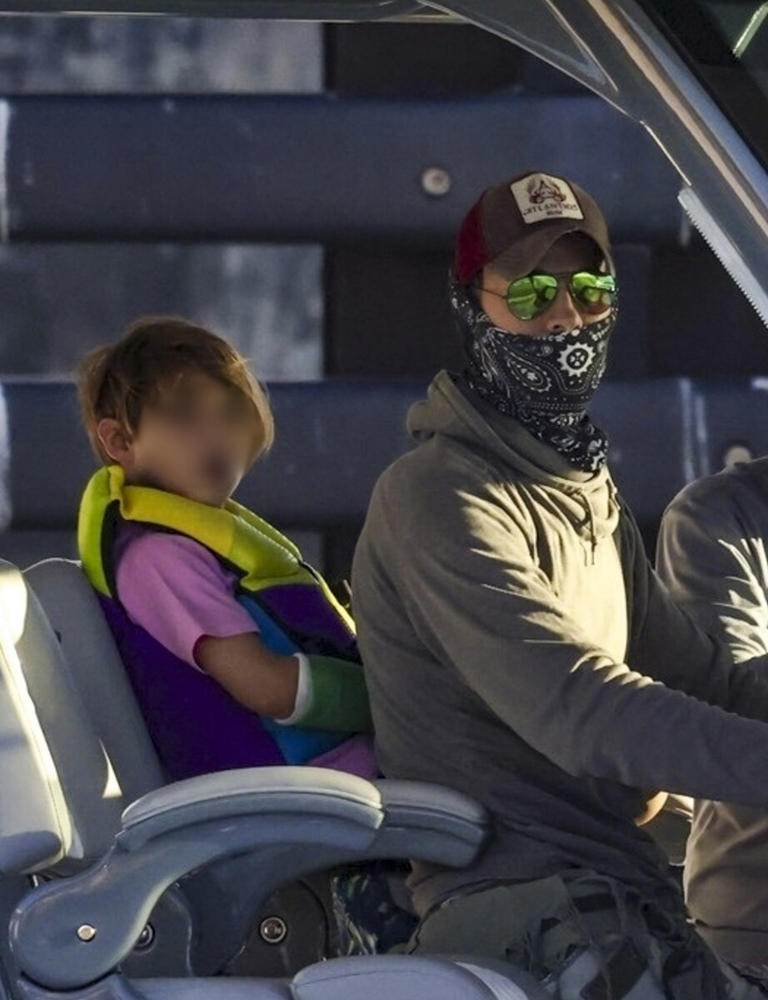 Enrique Iglesias' first public appearance after welcoming his fourth child