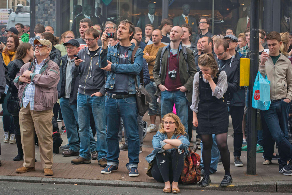 Stand-off on Sauchiehall Street as Glasgow Art School clashes with ...
