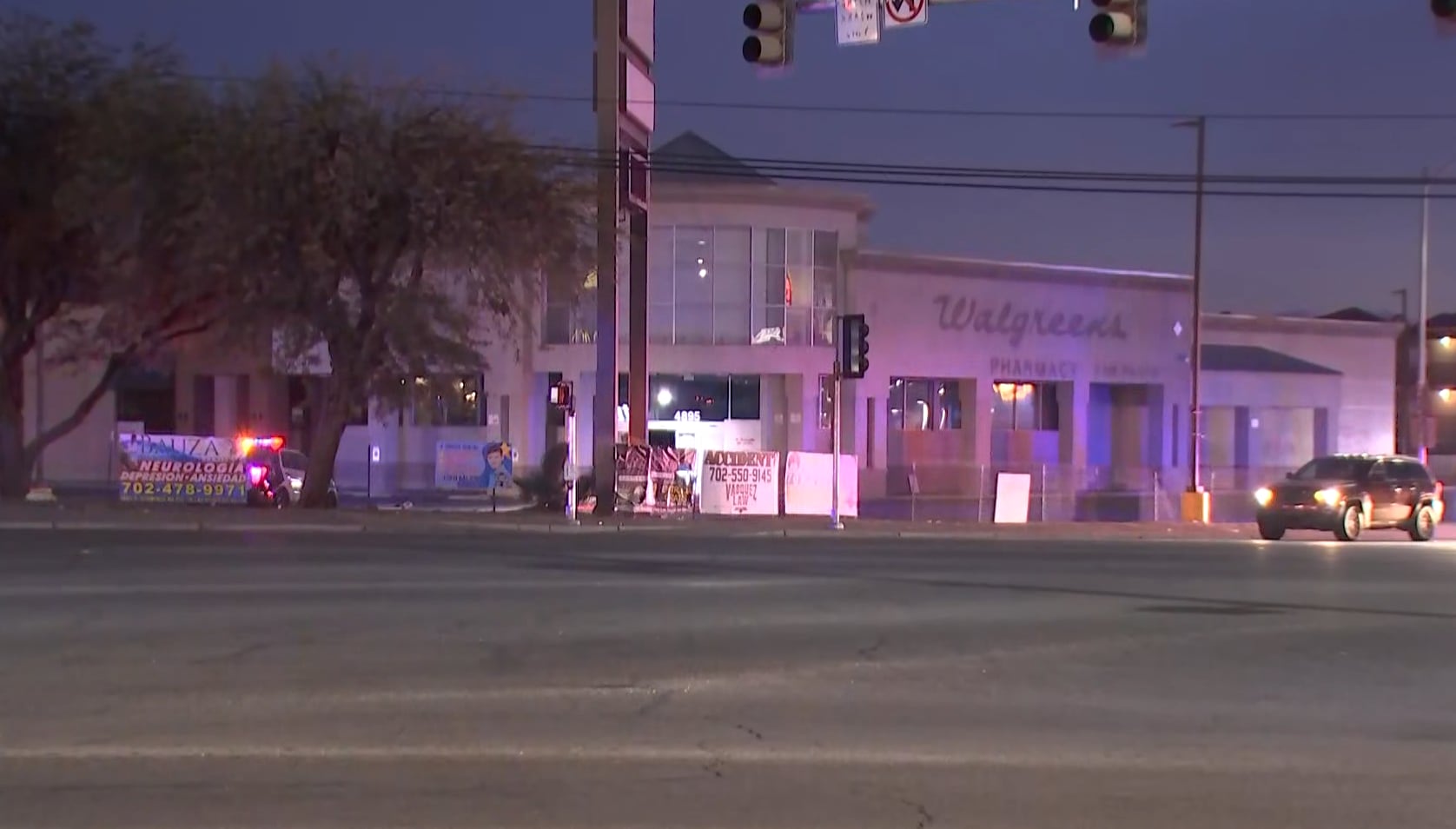 SWAT standoff ends at vacant Las Vegas Walgreens after homeless robbery