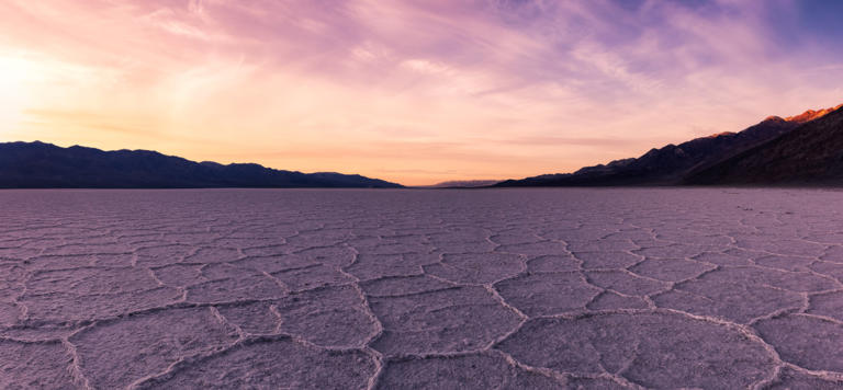 Death Valley, the hottest, driest and lowest point in US is hiding a ...