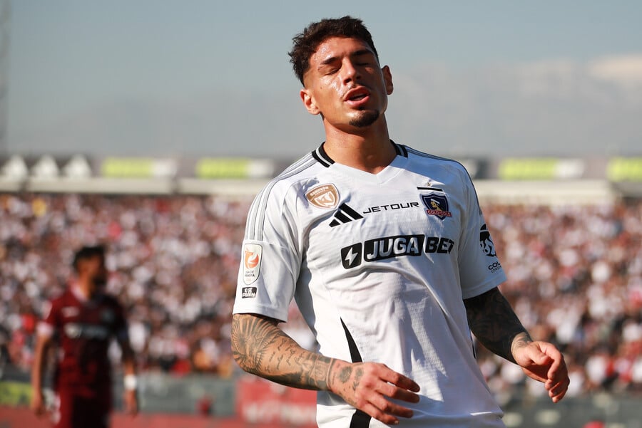 Cambios en Colo Colo 2026: Tres jugadores dejan el club