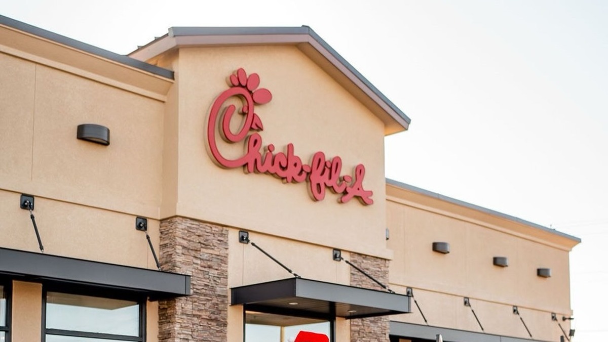A major fast-food chain is opening a new North Carrollton location with ...