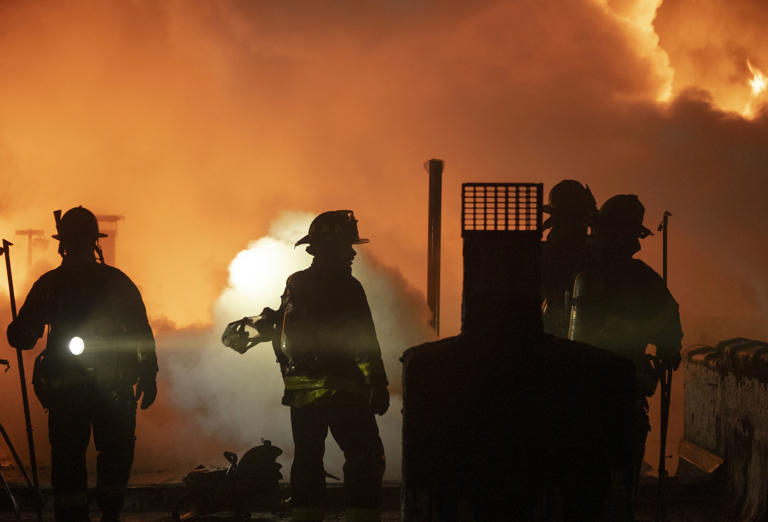 FDNY battles massive five-alarm multi-building fire in Ridgewood that ...