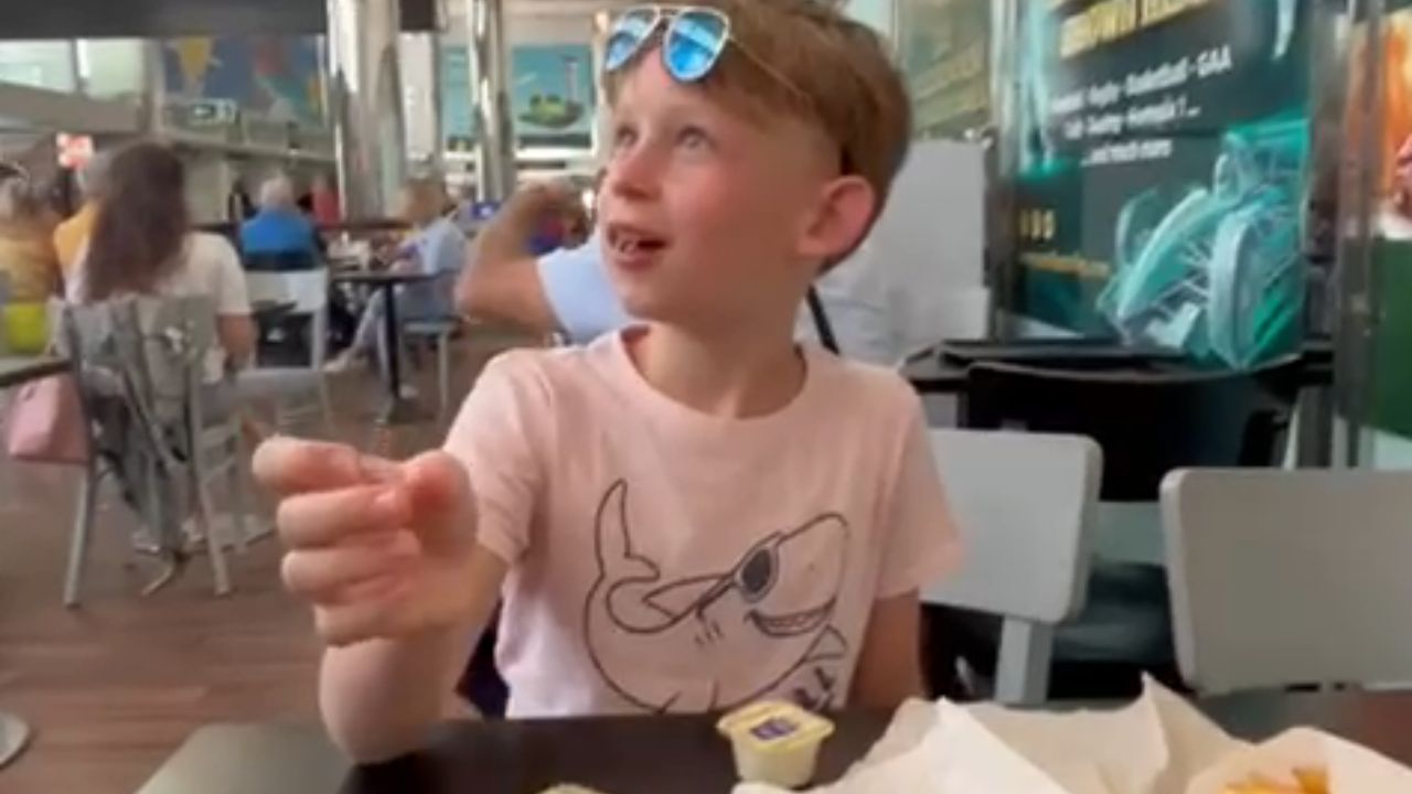 Best reunion snack: Chicken nuggets take a backseat to a mom's tight ...
