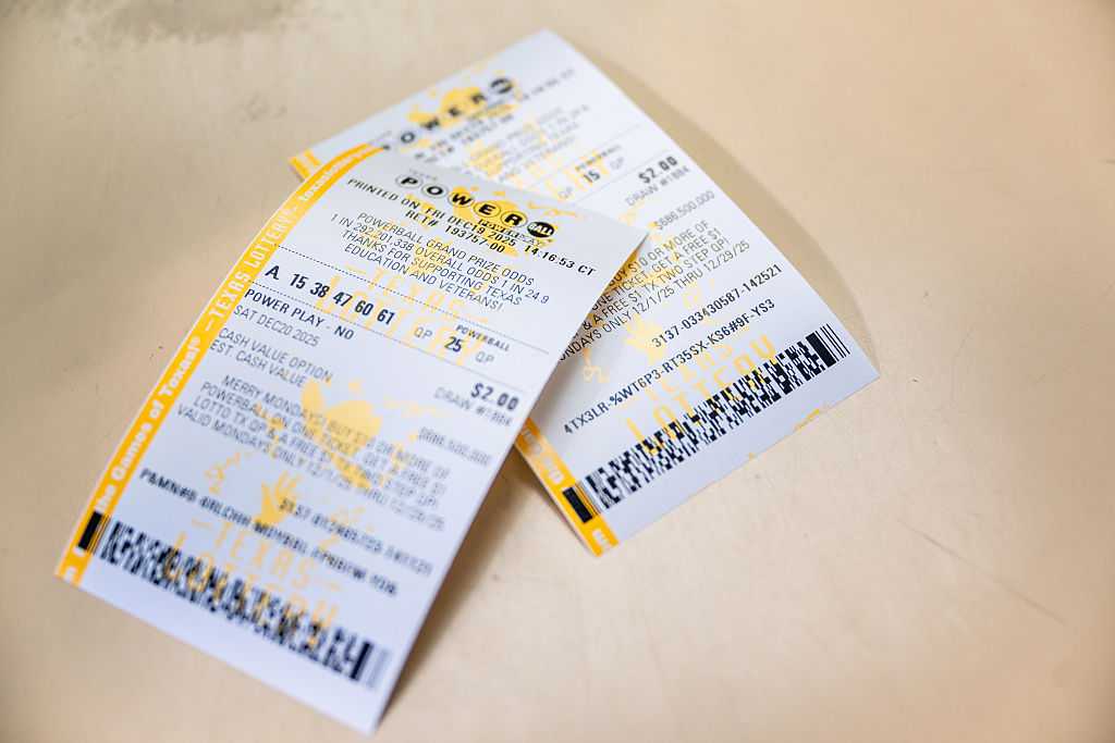 Winning Powerball ticket sold in Omaha