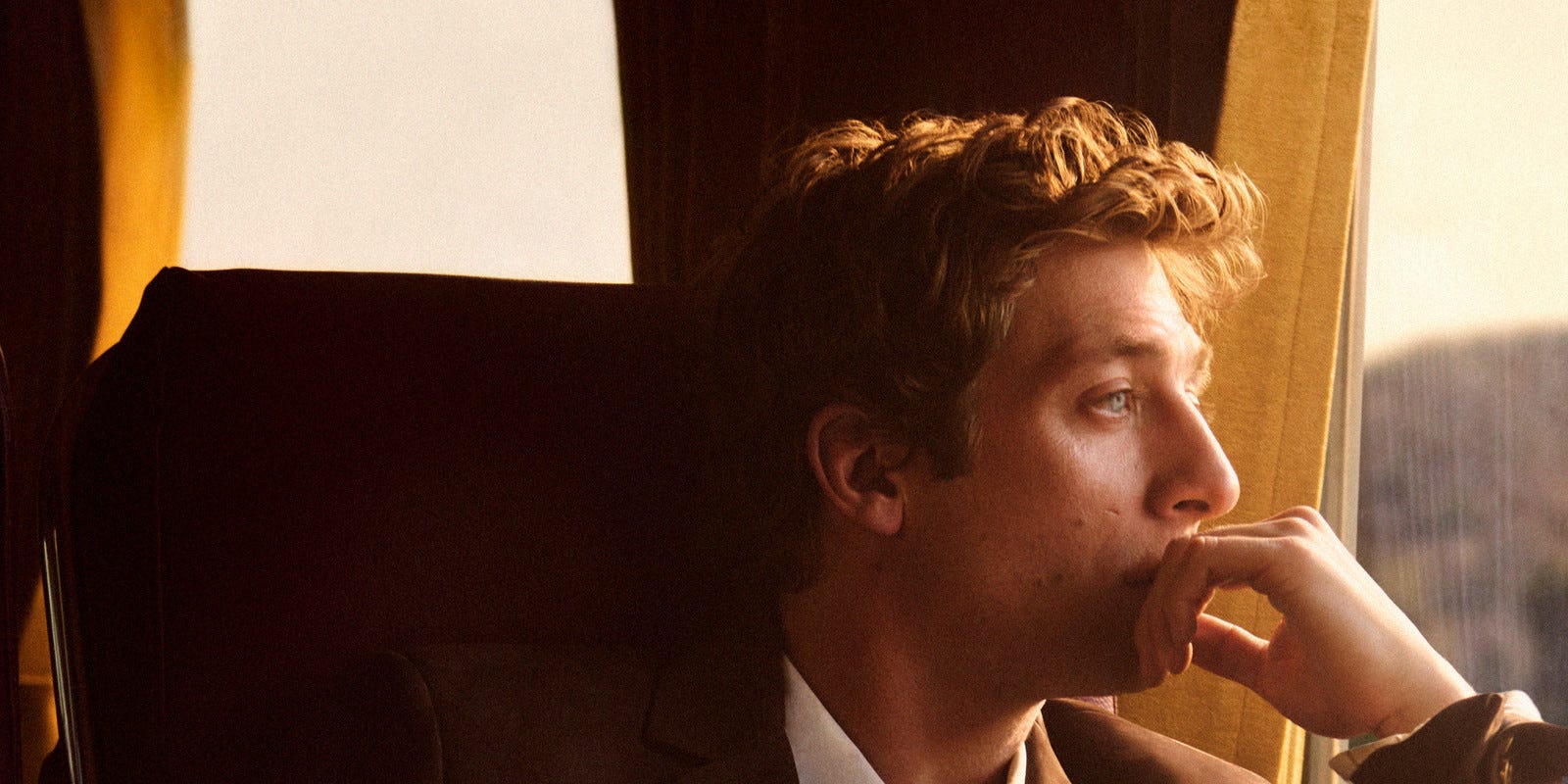 Louis Vuitton’s spring–summer 2026 menswear campaign puts Jeremy Allen ...