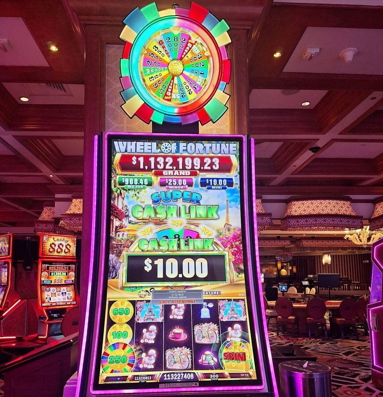 Penny slot machine delivers $1 million-plus win at Biloxi casino to kick off 2026