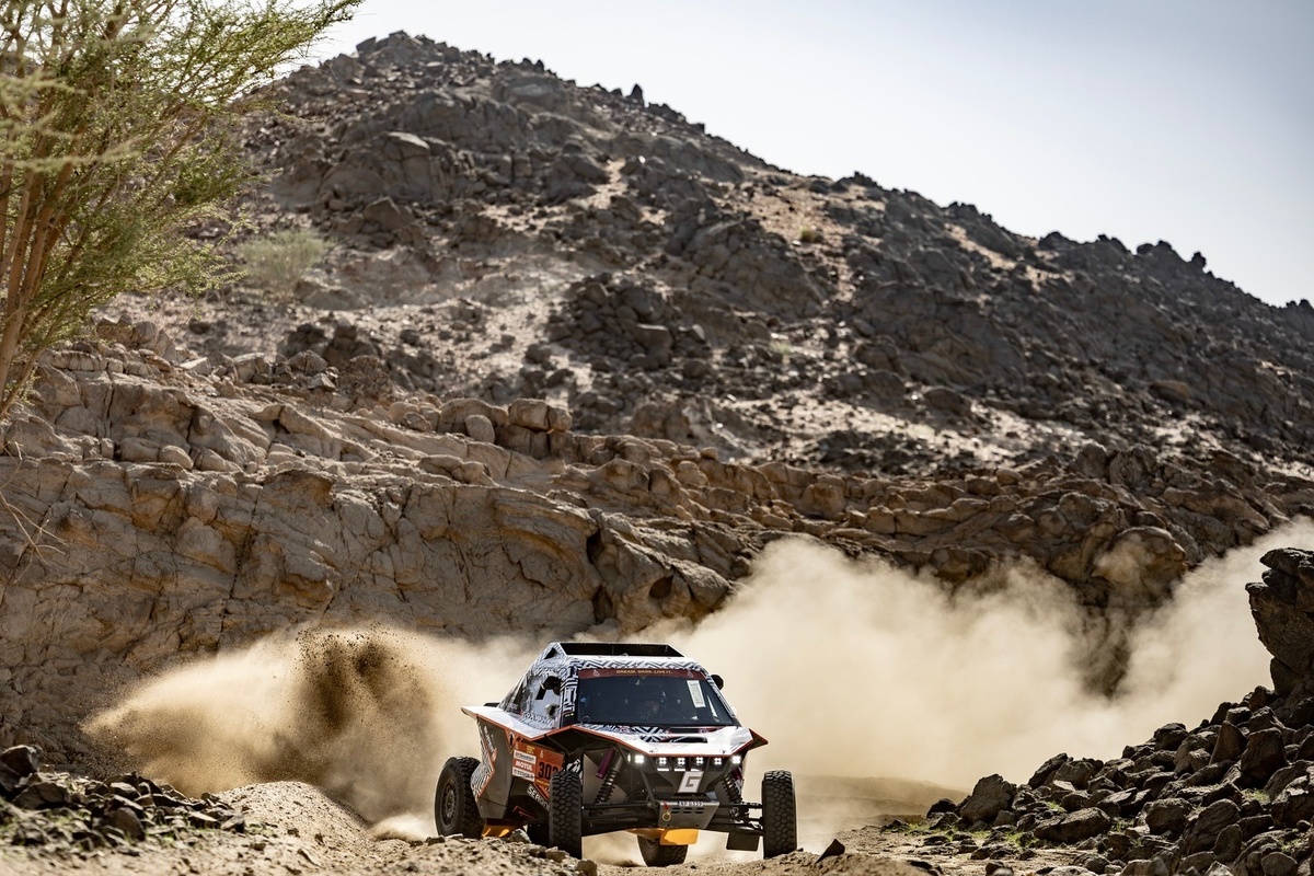 Puck Klaassen schrijft historie: "Etappezege is echt een beloning"