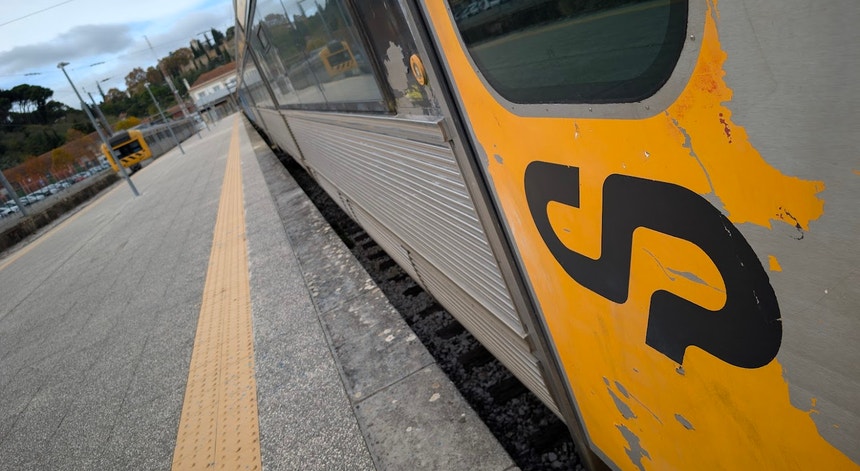 Circulação de comboios condicionada na Linha de Cascais na sexta-feira ...