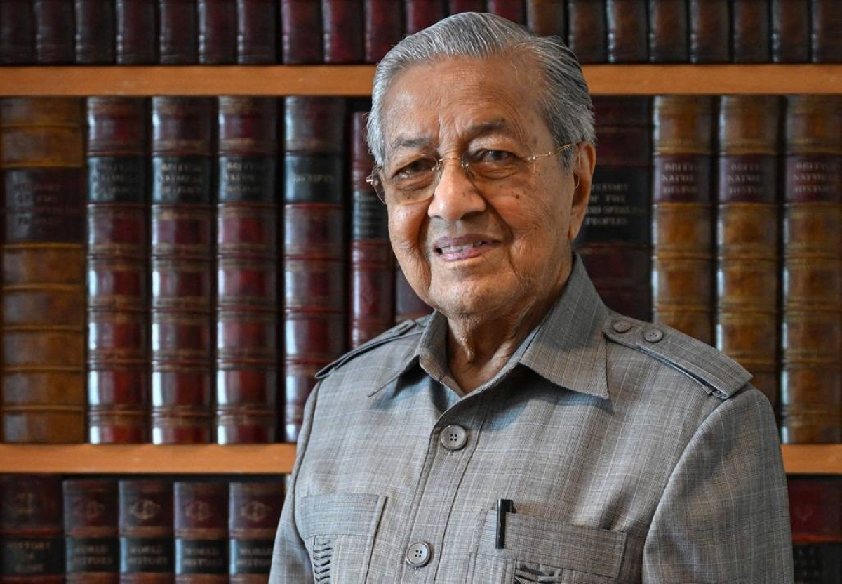 Malaysia's ex-PM Mahathir in hospital after fall