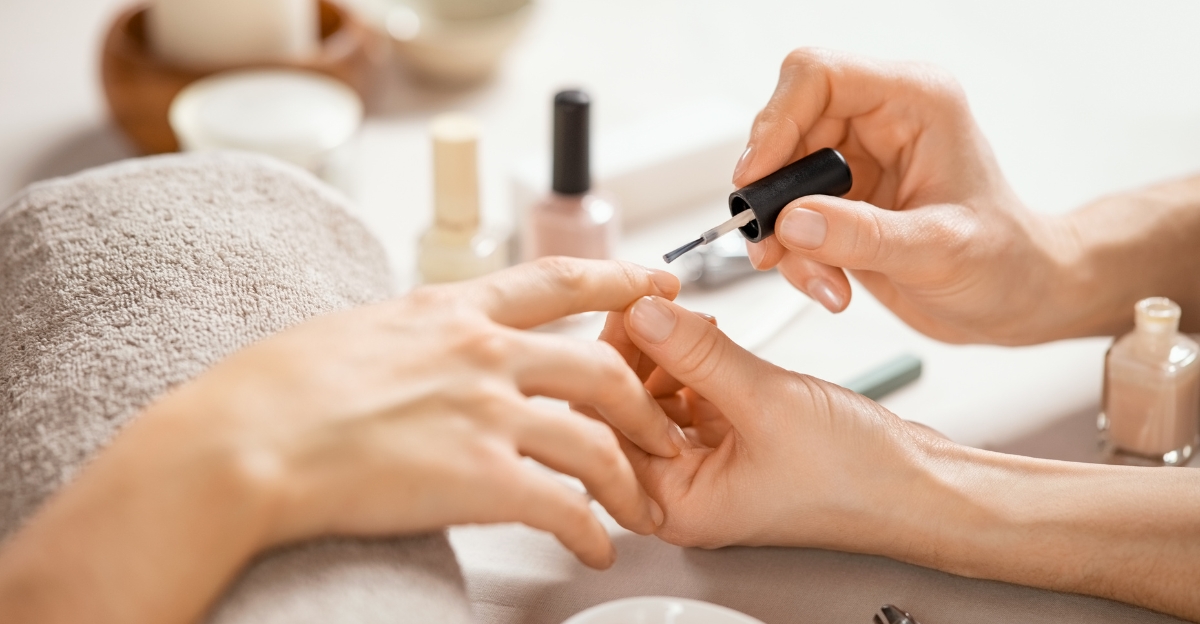 13 chic short nail ideas perfect for a January glow-up