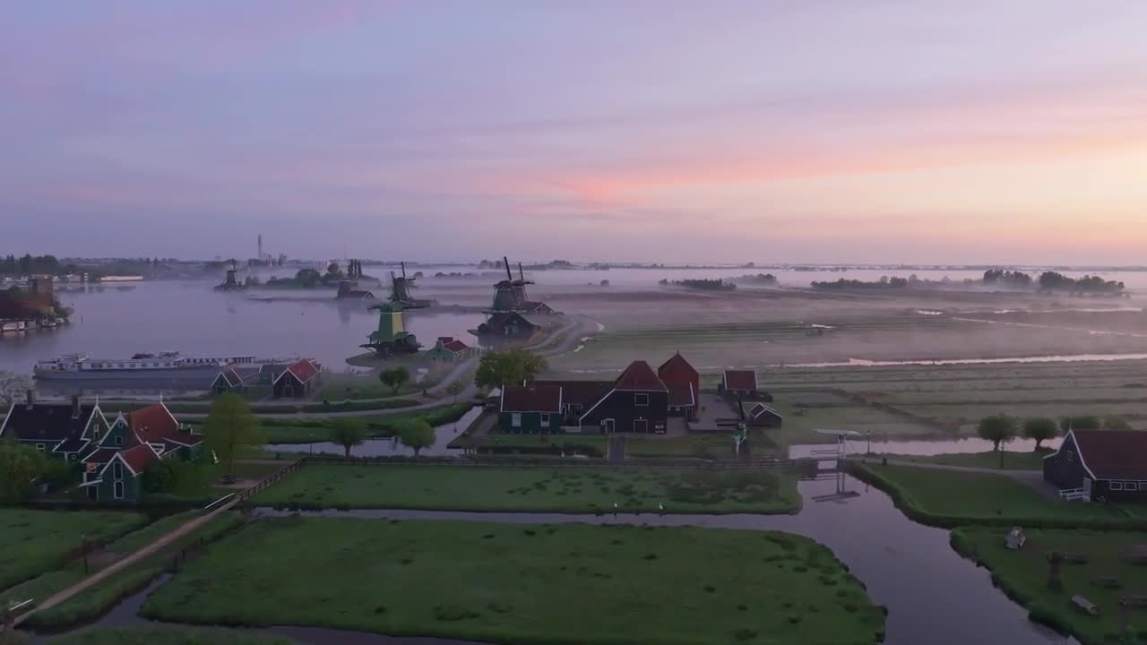 Above the Netherlands: Where wind, water, and color meet