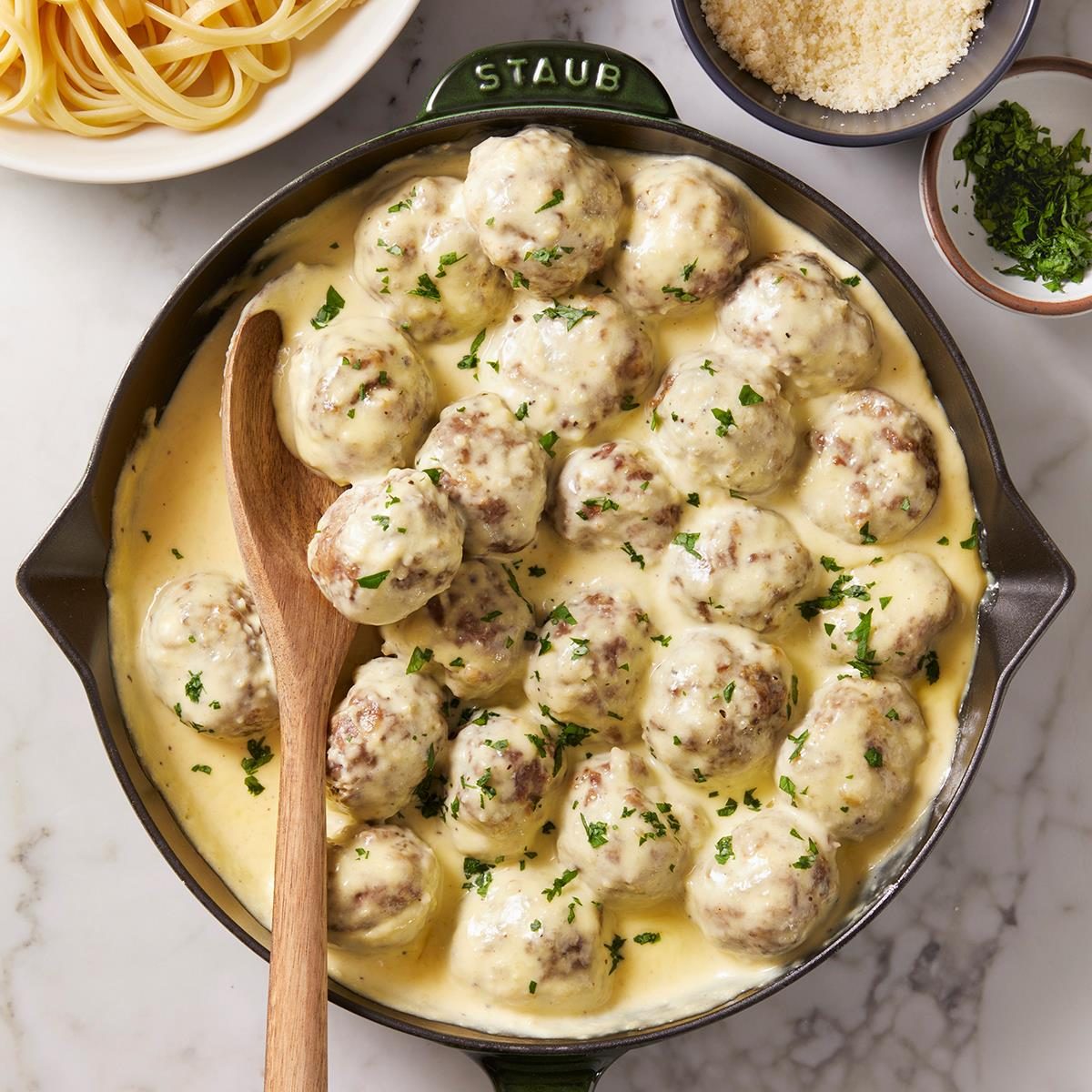 Alfredo meatballs