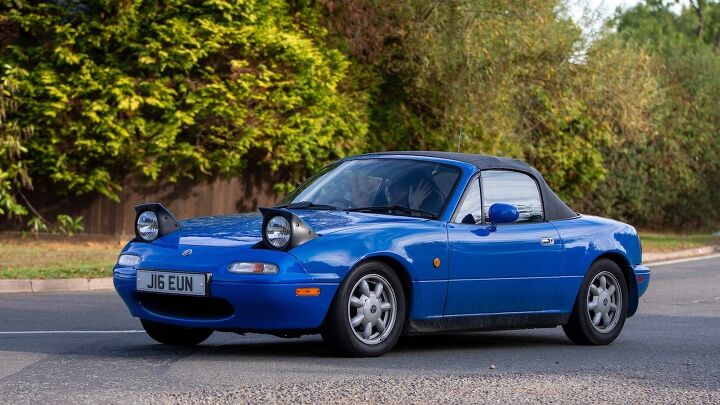 Allow pop up: Cool models from the ‘90s with pop-up headlights